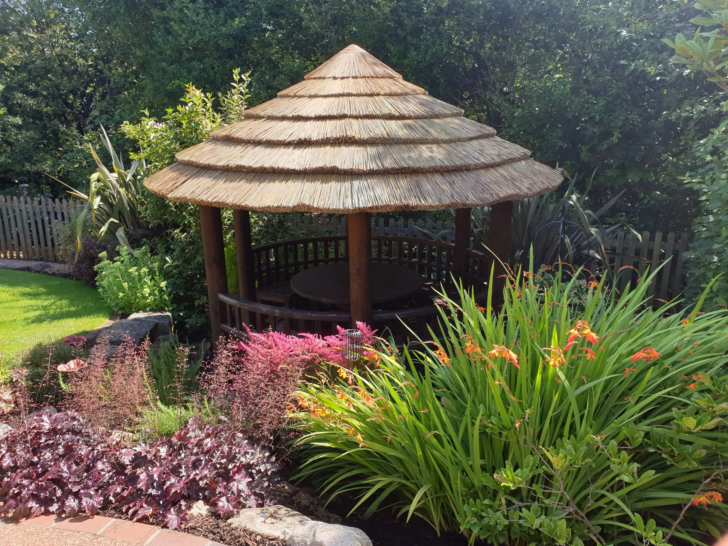 Beach Hut Leisure Bondai — Chiltern Garden Buildings