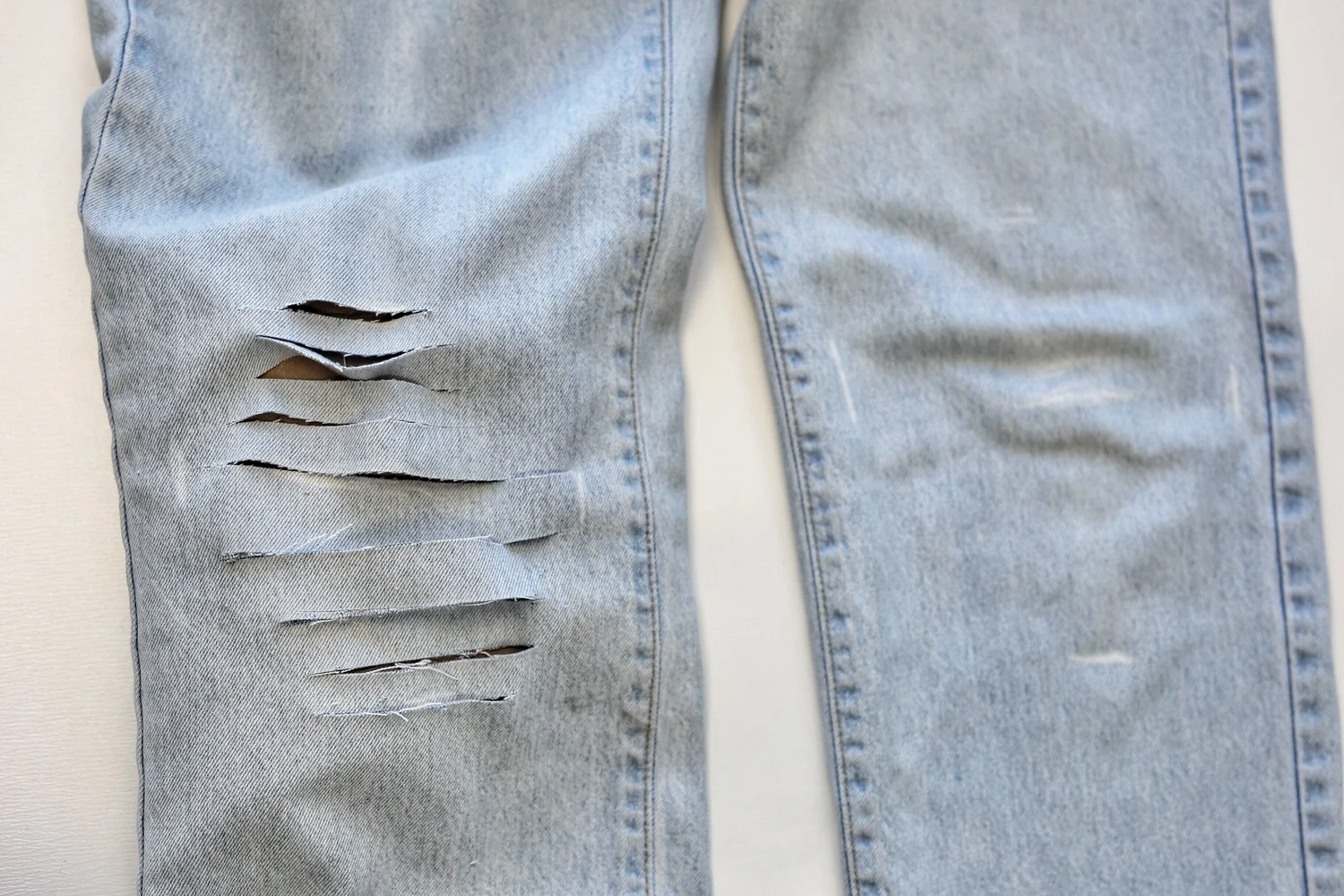 DIY DISTRESSED JEANS — Nature Inspired Lifestyle Journal