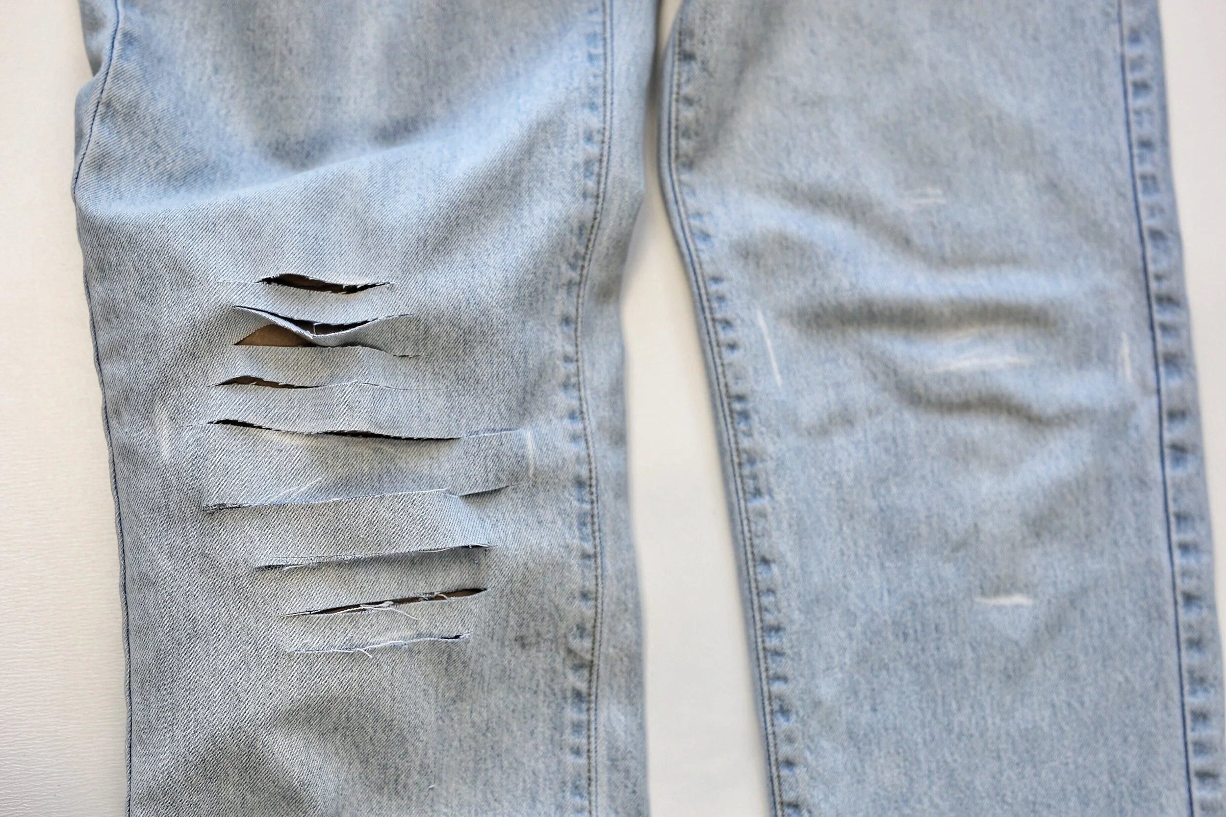 DIY DISTRESSED JEANS — Nature Inspired Lifestyle Journal