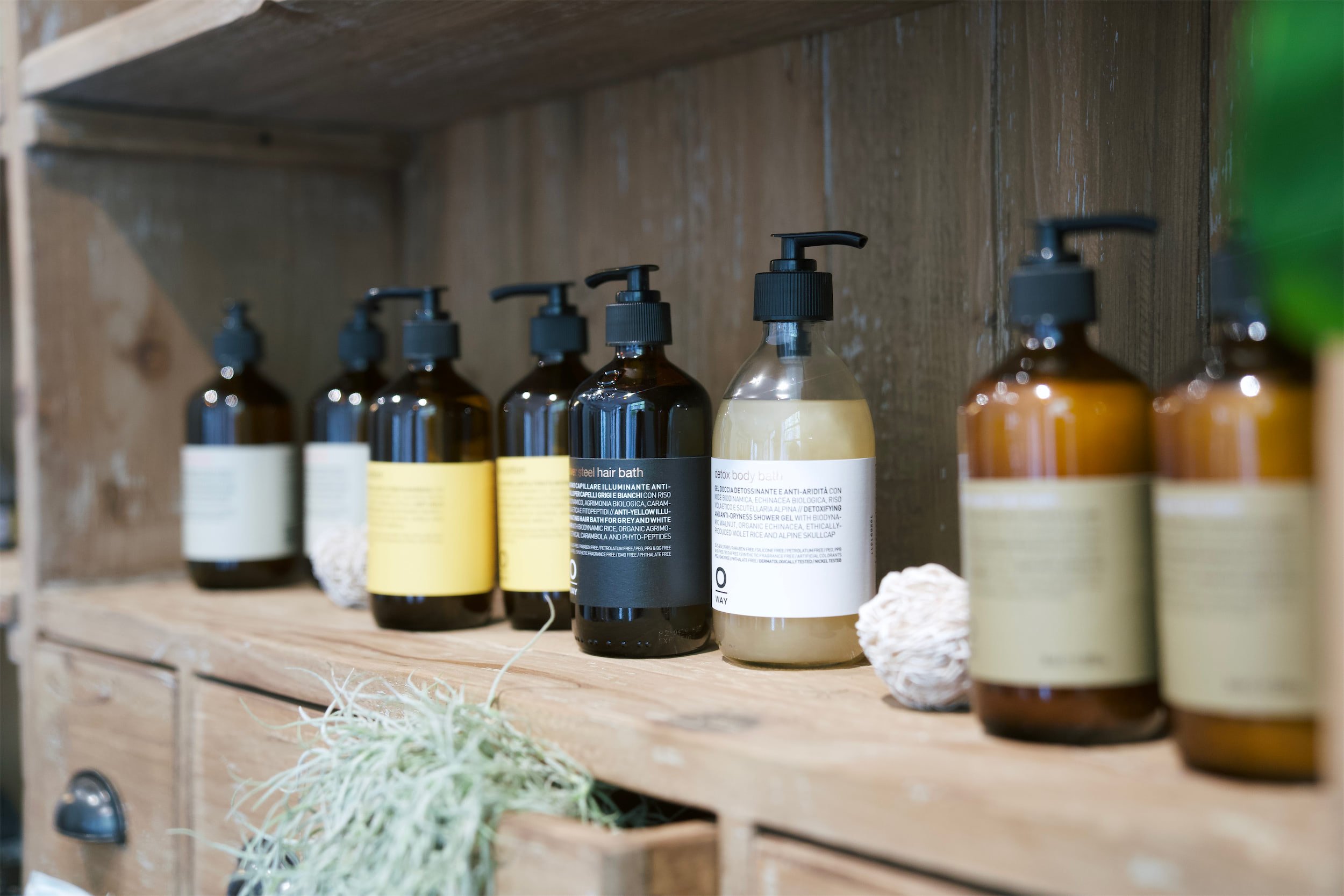 Visit us — Apotheka Salon