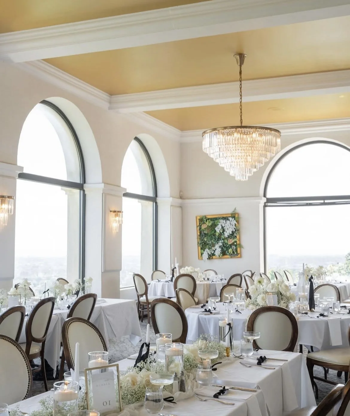 Dining — The Highlawn