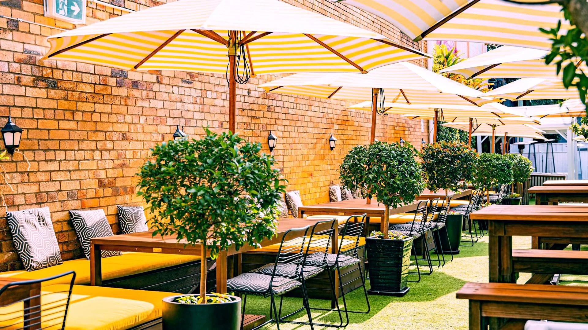 Summa House - Welcome