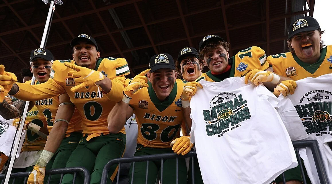 Stan Becton | Journalist