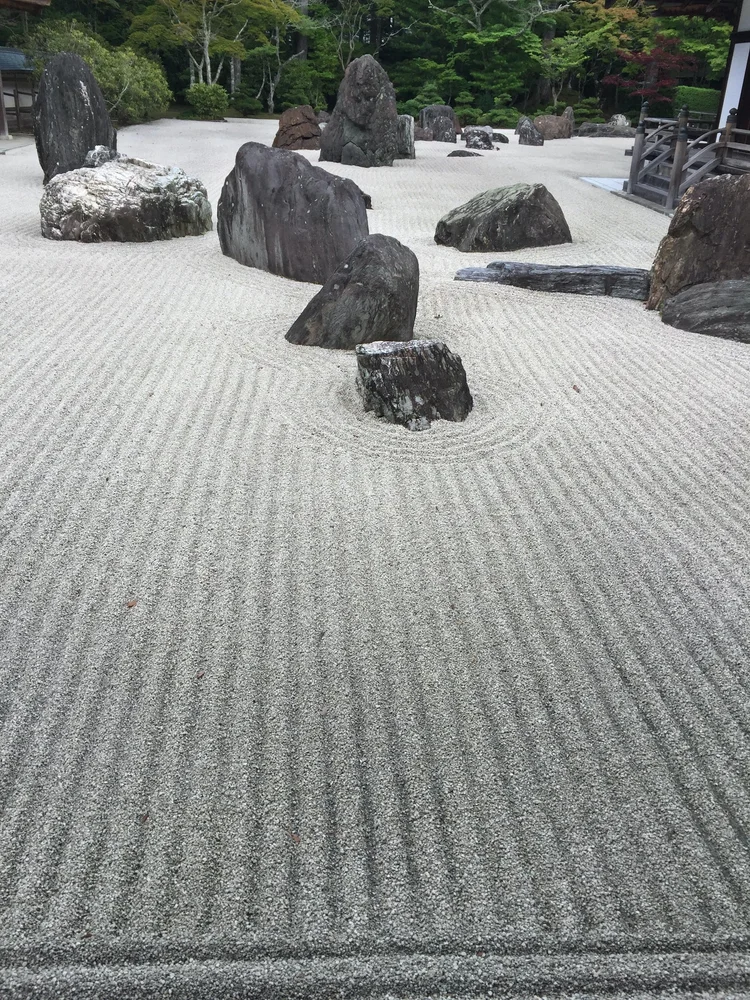 How to Make a Mini Zen Garden — Desktop Tranquility