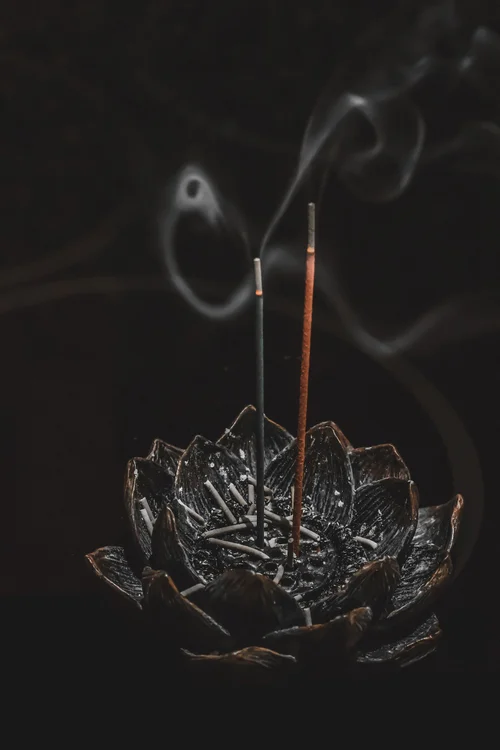 The Power of Scents: How to Pair Incense with Other Aromatherapy ...