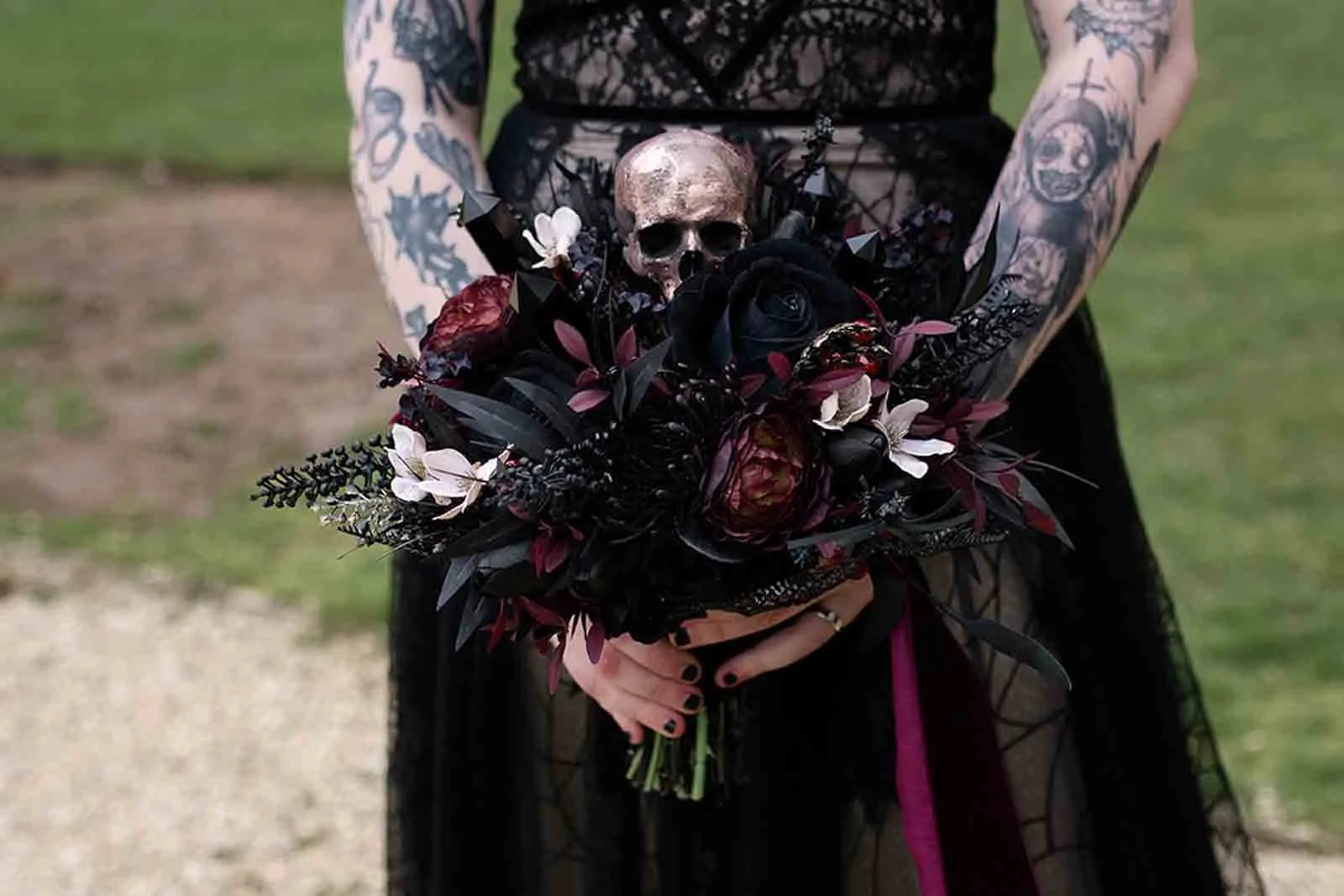Maddison Rocks Floral, Dark and alternative bouquets and displays — Til ...