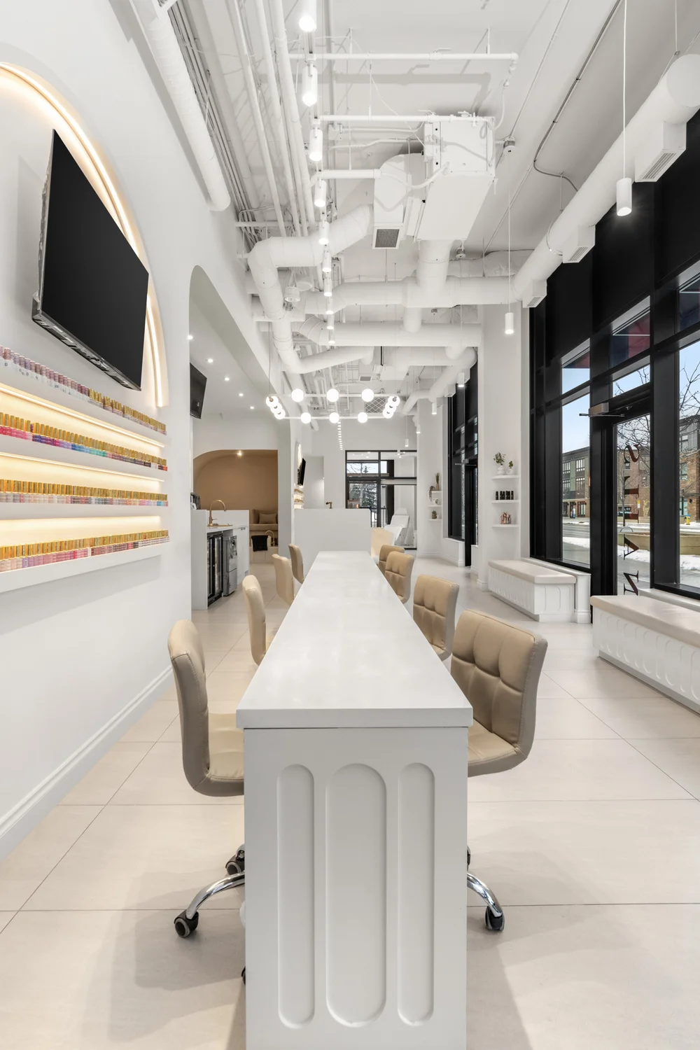 PROP — Lux Nail Beauty Bar