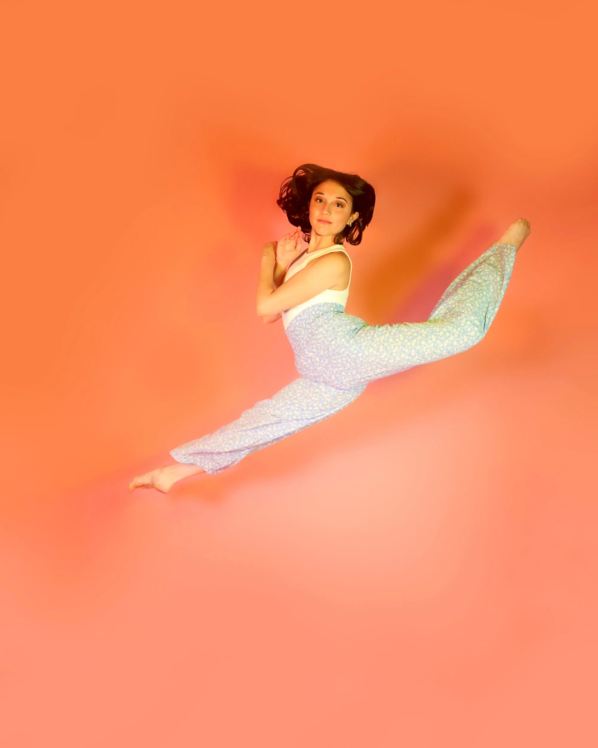 KAYLA LAUFER — Eryc Taylor Dance