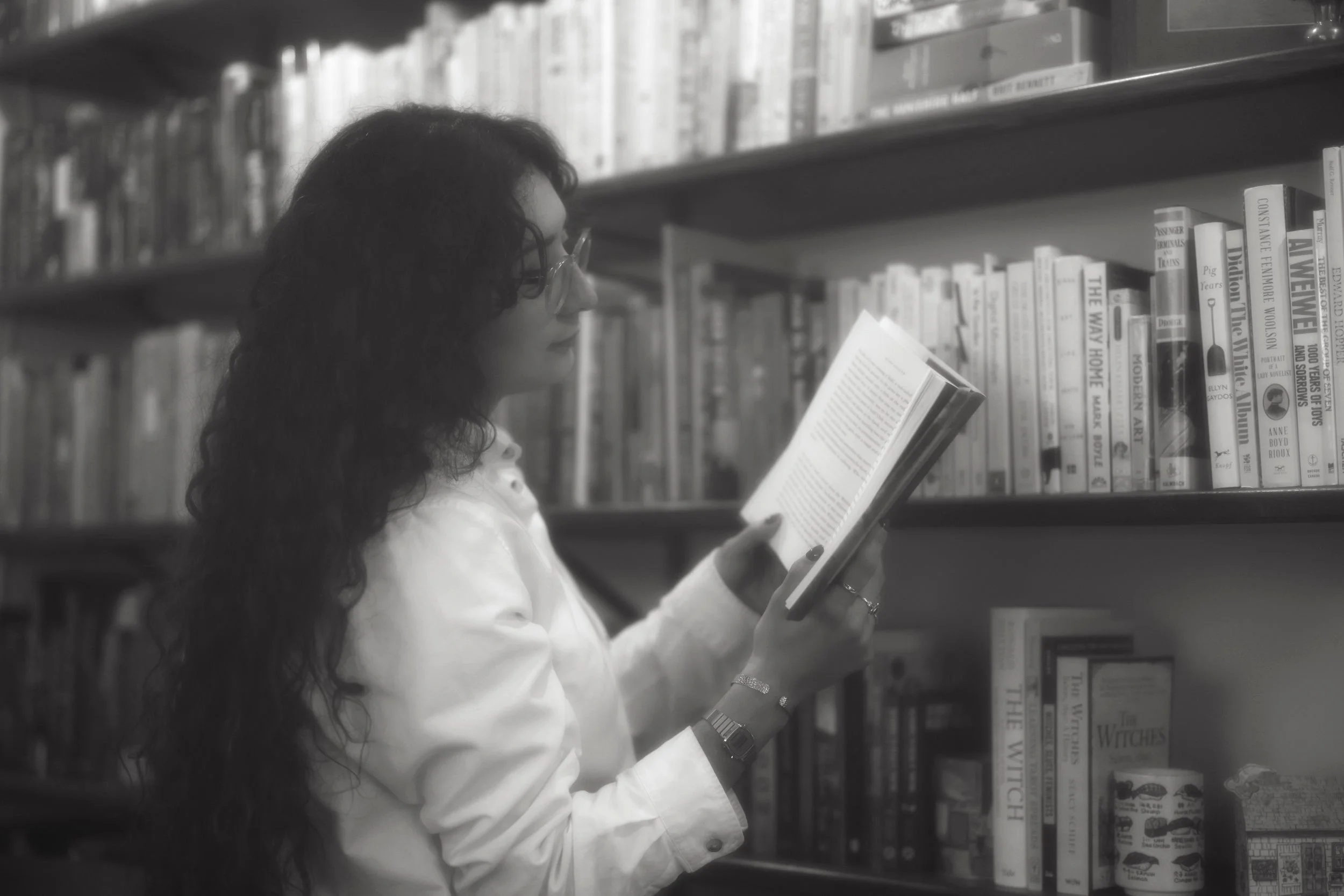 About — Ariel Bissett