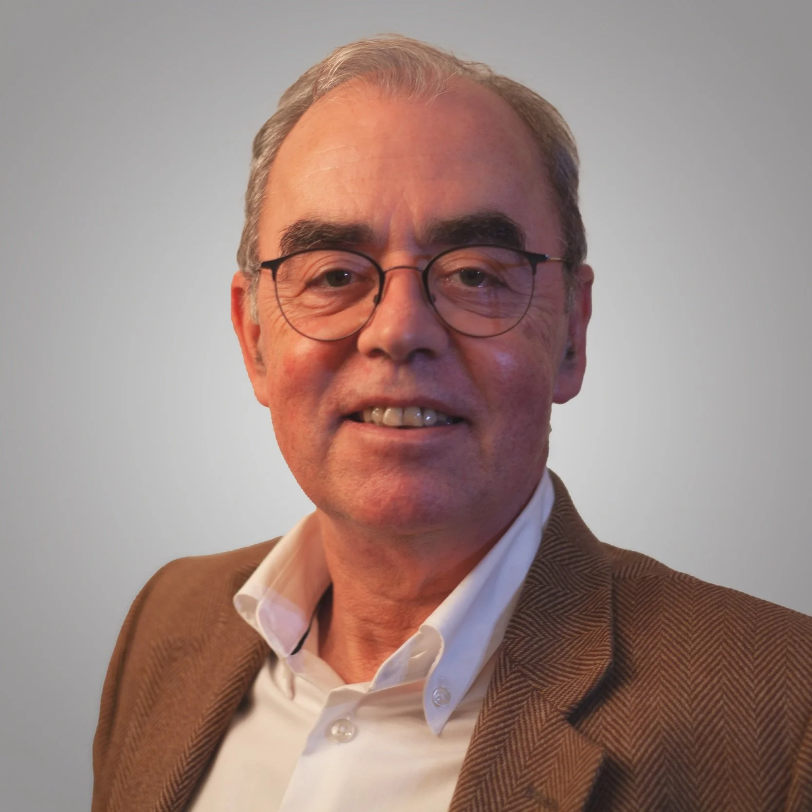 Meet the Team — Solinatra