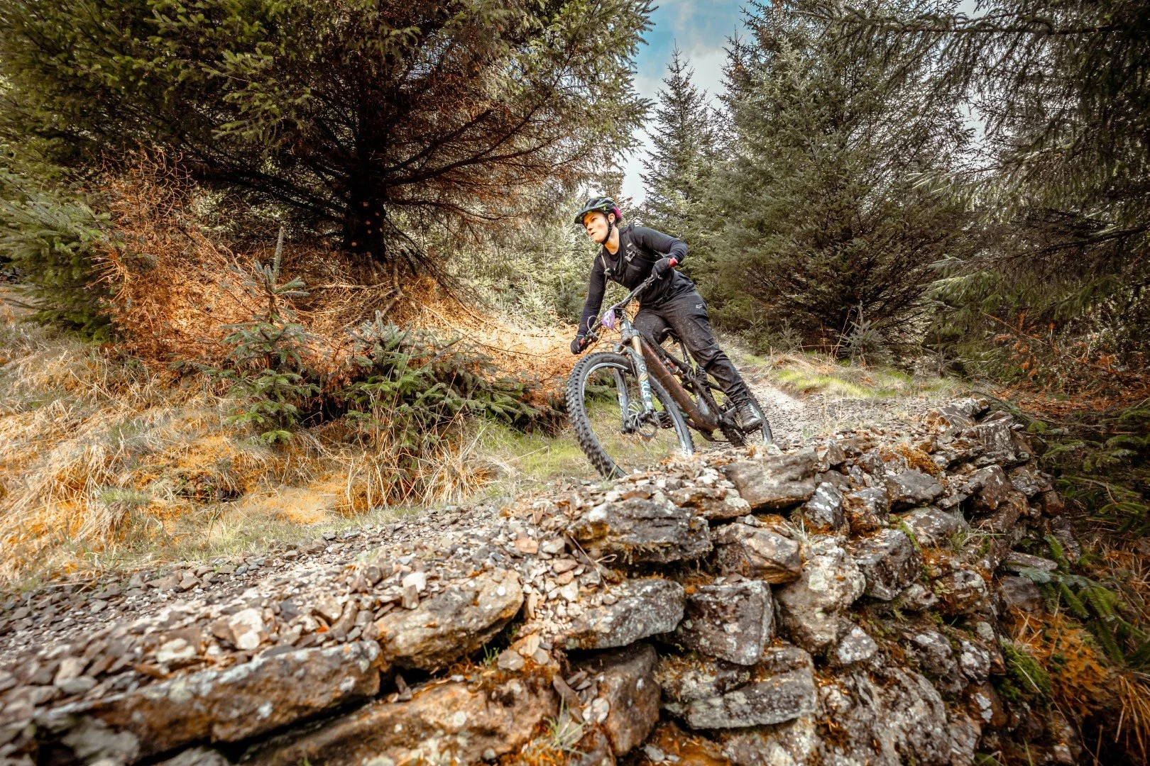 RACING THE HOPE WOMEN ENDURO SERIES — Hope Women