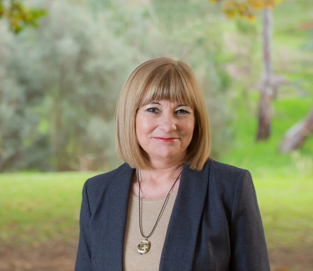 Heads UP — About Dr Diana Collett