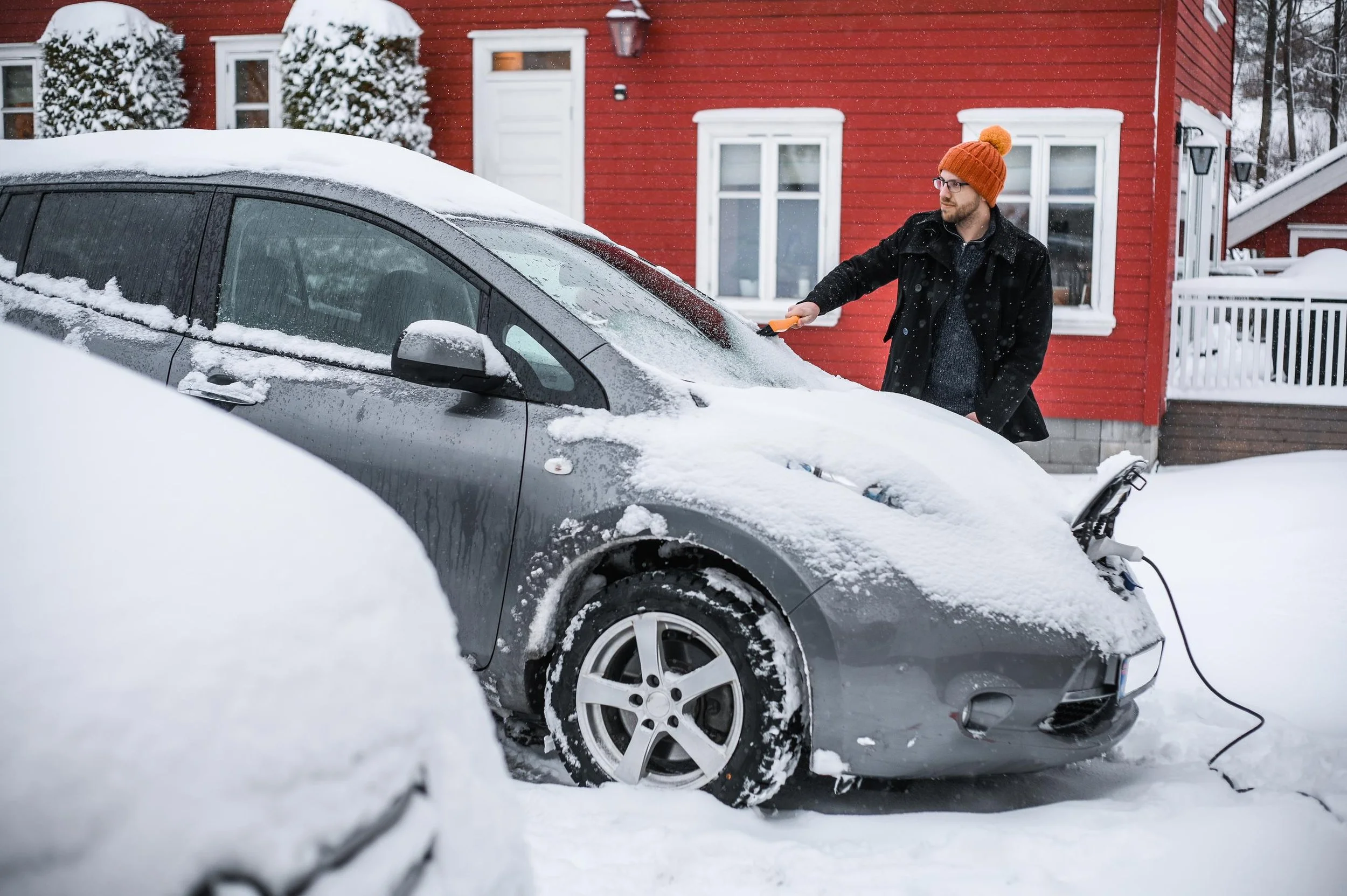 EVs vs Gas Cars in Winter: Six Reasons Why Electric Vehicles Hold the ...