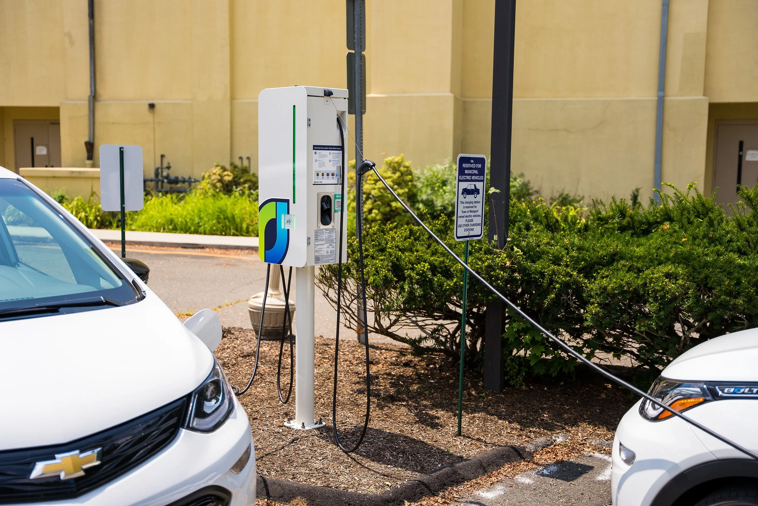 JuiceBar EV Charging Equipment — National Car Charging - The EV ...