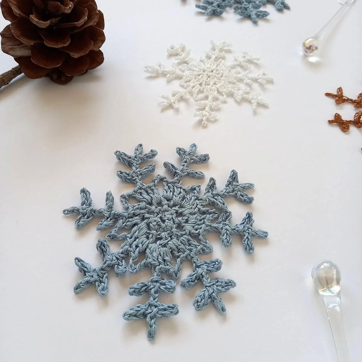 Easy Crochet Snowflake Free Pattern for Christmas Decor — byGoldenberry