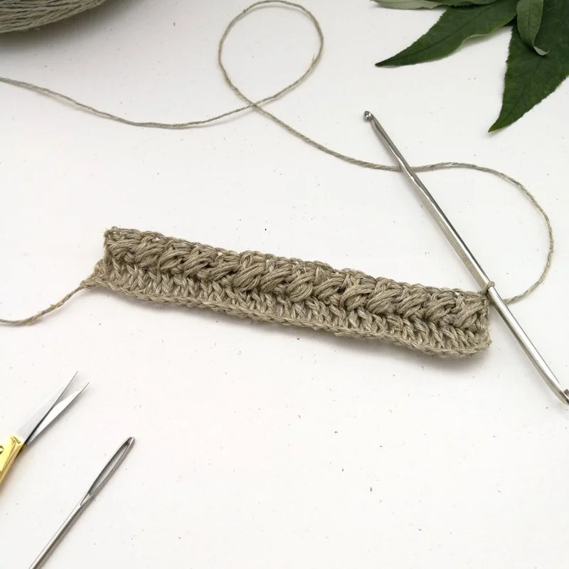 How to Crochet Step by Step for Beginners — byGoldenberry