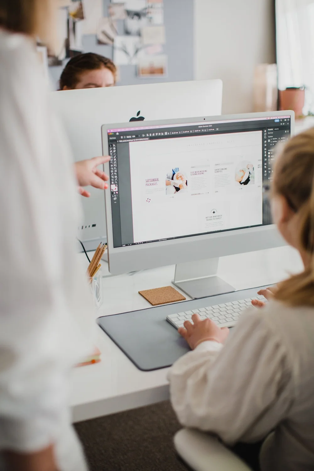 Emmanate Creative | Brand identities and purposesful design