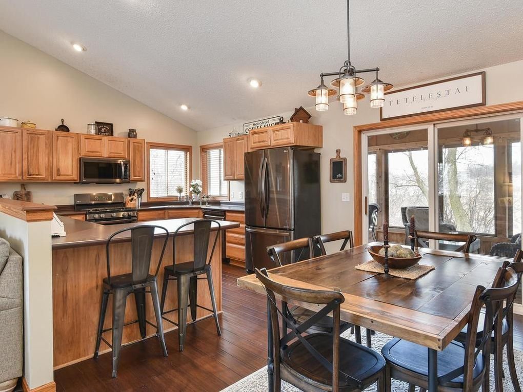 Larson Custom Construction