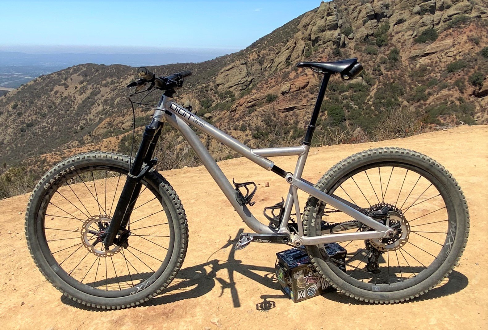 Customer Builds — Digit Bikes