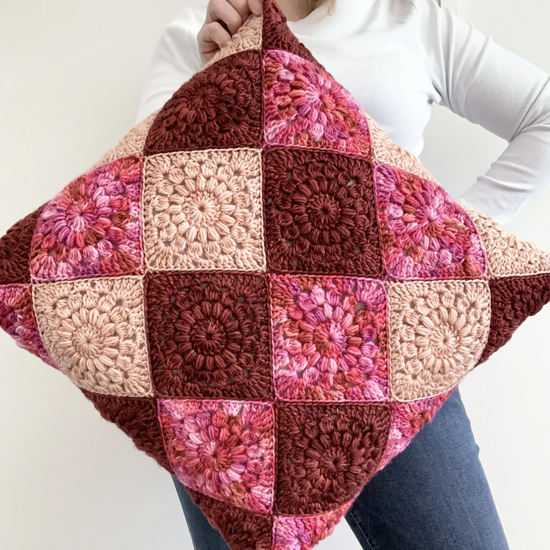 Basic Sunburst Pillow Pattern — NautiKrall Crochet