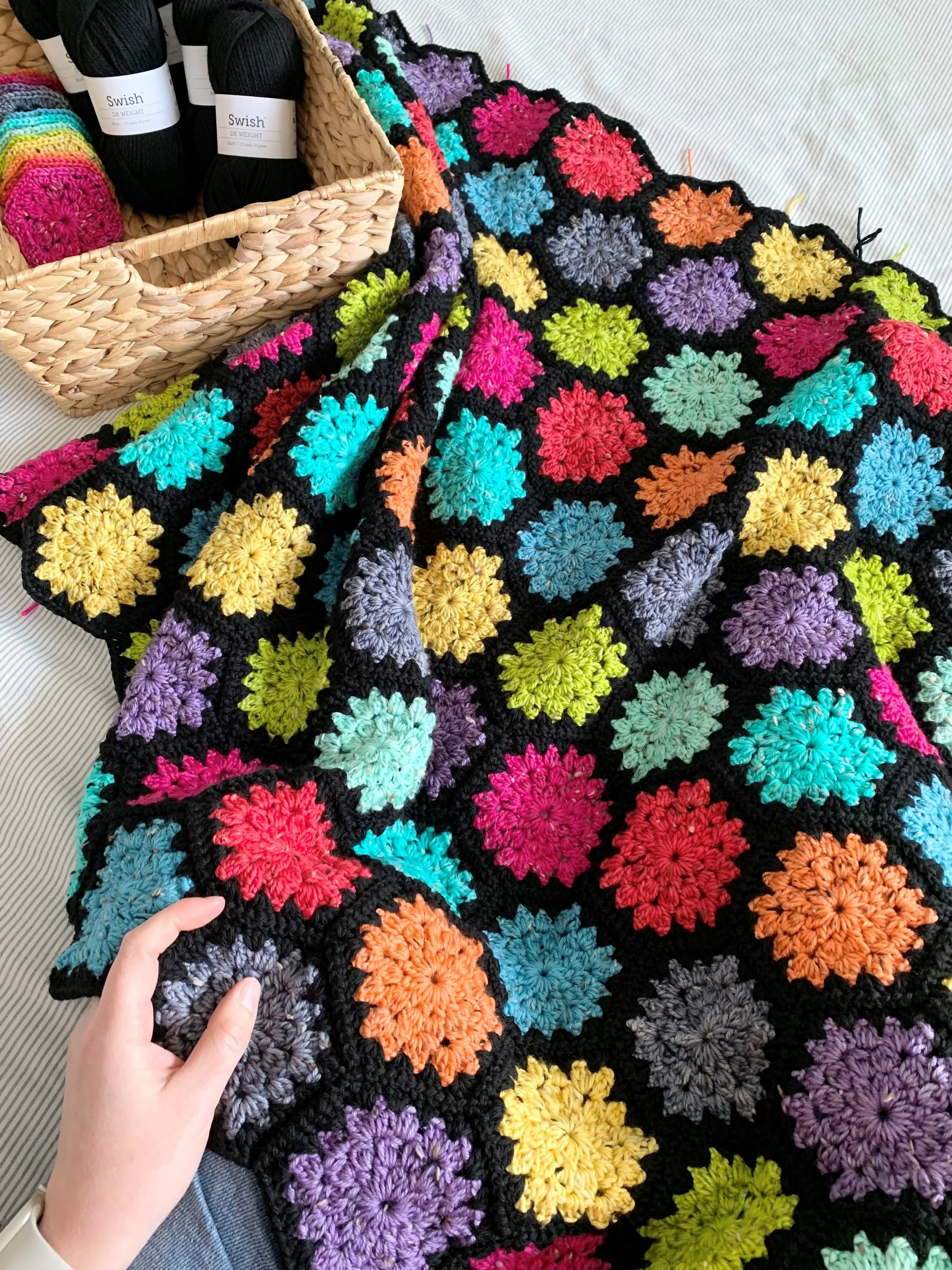 Finley’s Starburst Hexie Blanket Pattern — NautiKrall Crochet