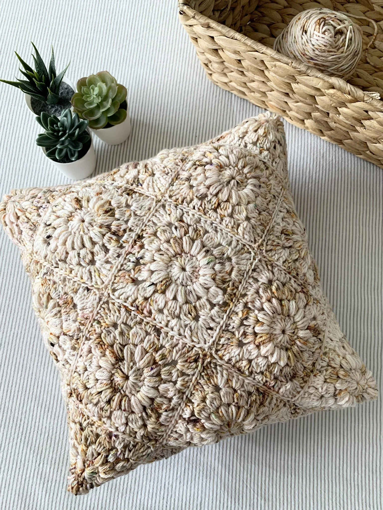 Basic Sunburst Pillow Pattern — NautiKrall Crochet
