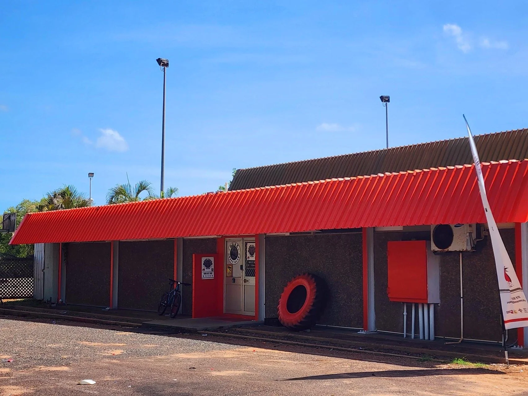 Buff Club Gym — 1800 Mareva