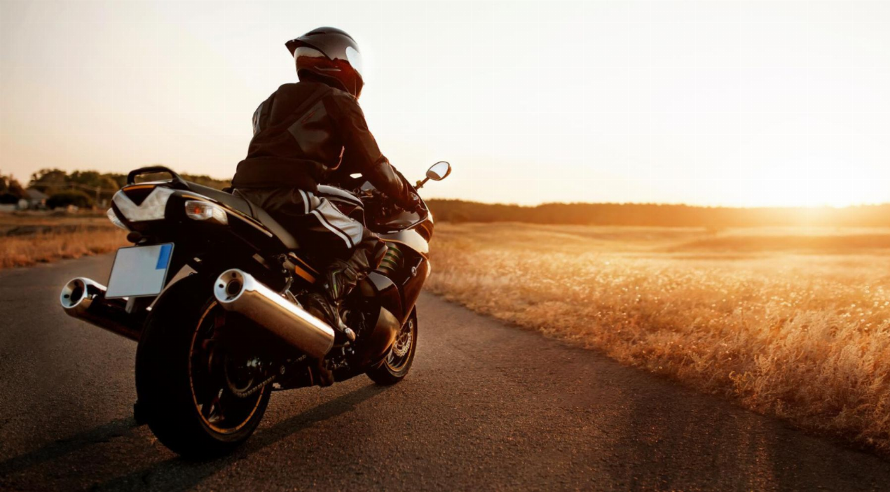 Quels sont les avantages de rouler à moto ? — Comptoir du pneu
