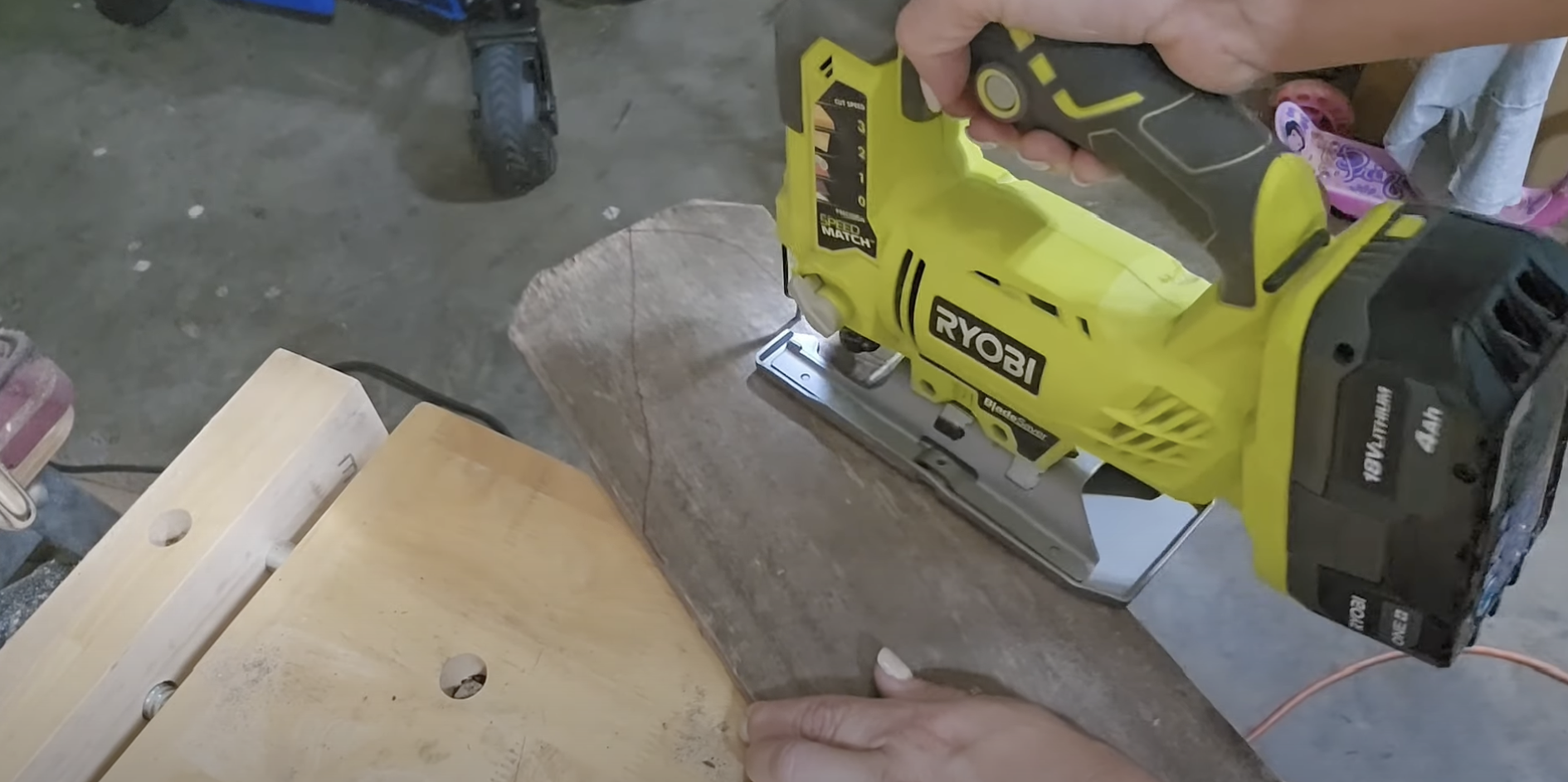 Halloween Decor Ideas: Creating Spooky Halloween Decorations with DIY ...