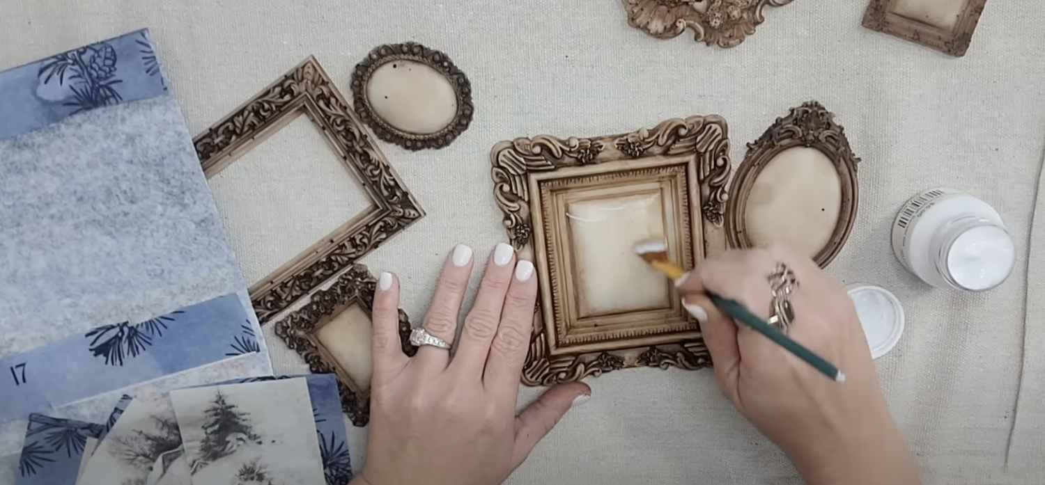 How To DIY Picture Frames into Vintage Christmas Ornaments — Julie's ...