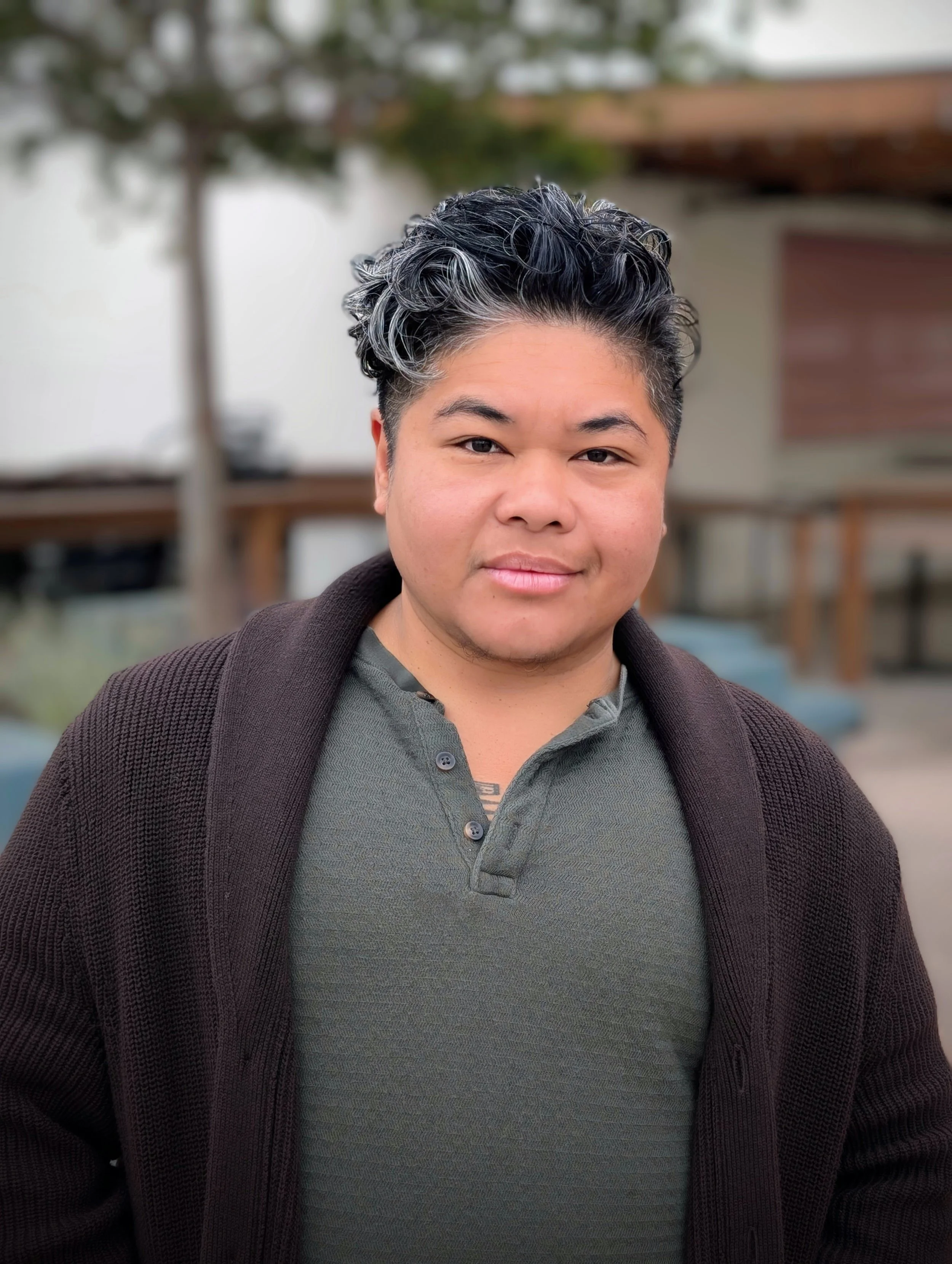 Hūʻaʻā — The Hopkins Review