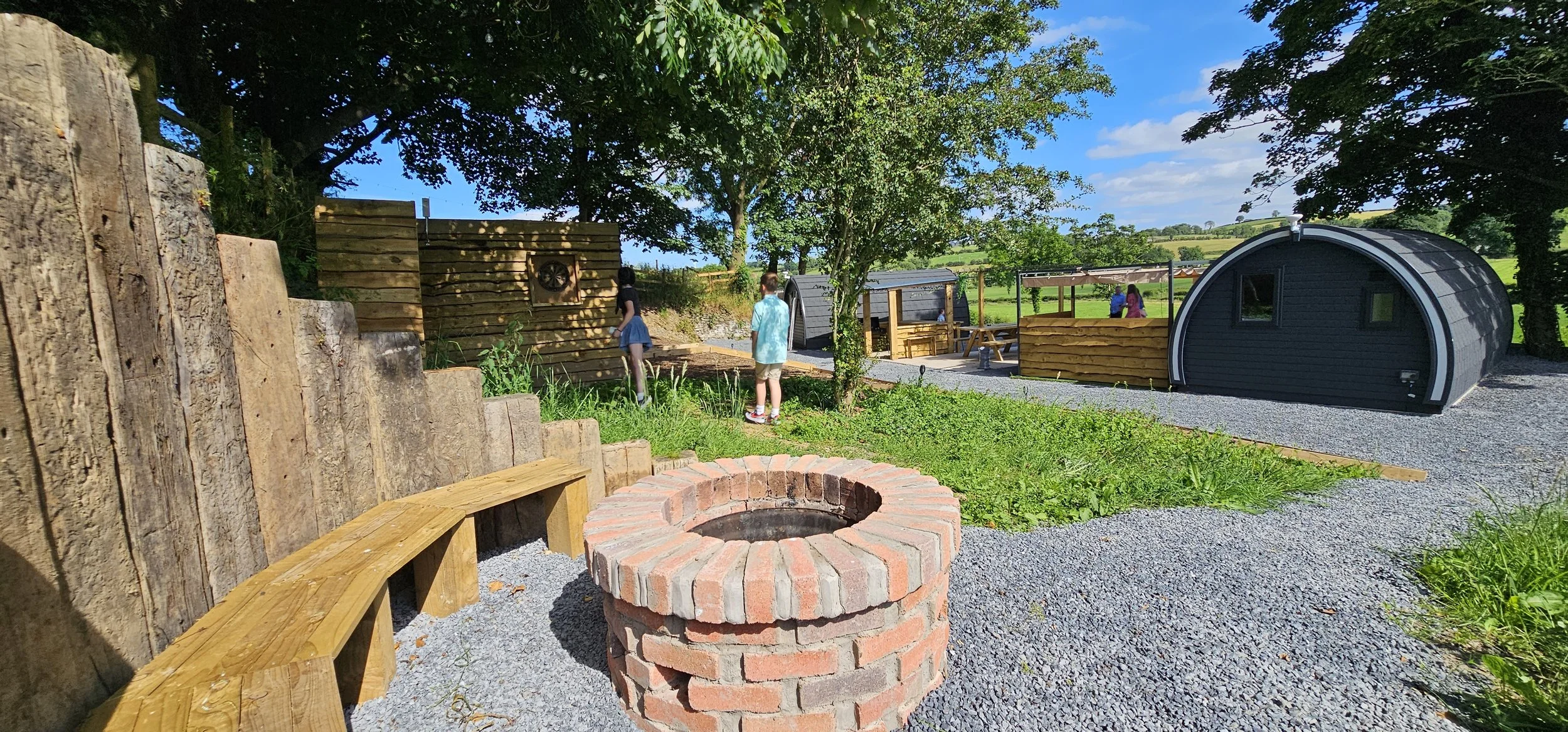 The Pods — Hawthorn Hideaways