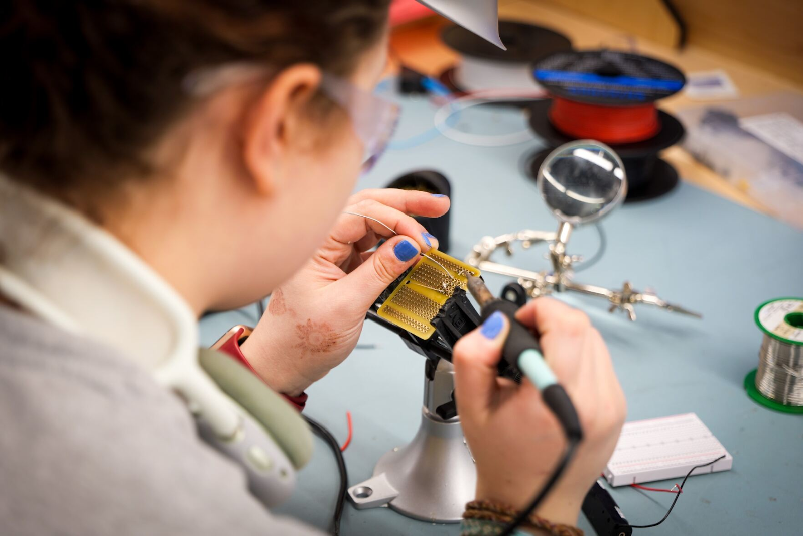 Experiential Innovation: A Glimpse Into Northeastern’s EXP Makerspace ...