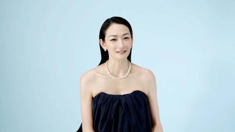 MIKIMOTO 130周年を祝福、スペシャルサイト「LOVE PEARLS」で愛用のパールを纏い登場！ — STARRing MAGAZINE