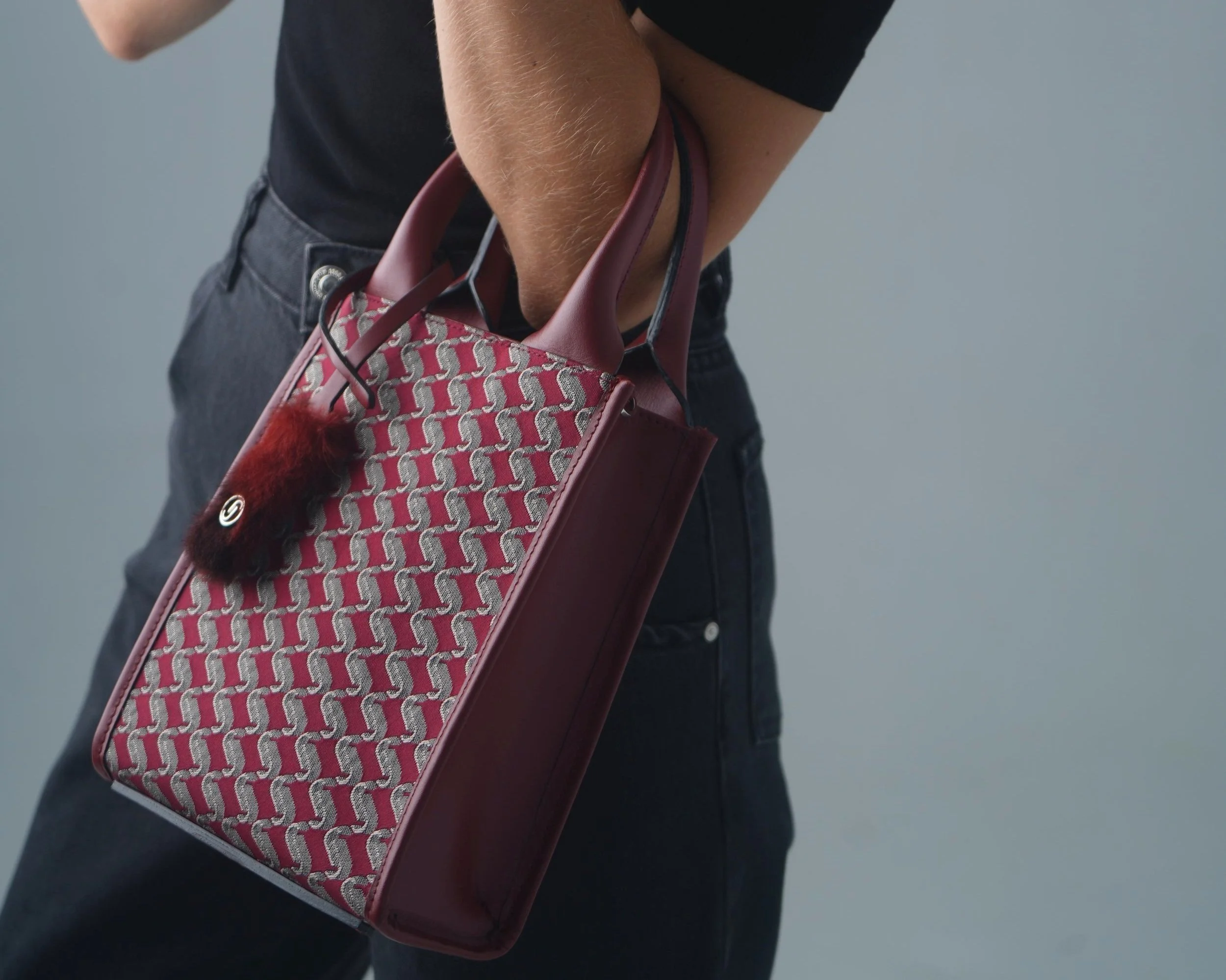 JJ ICONIC MINI SOFT BUCKET FLUOR — Julieta Barcelona