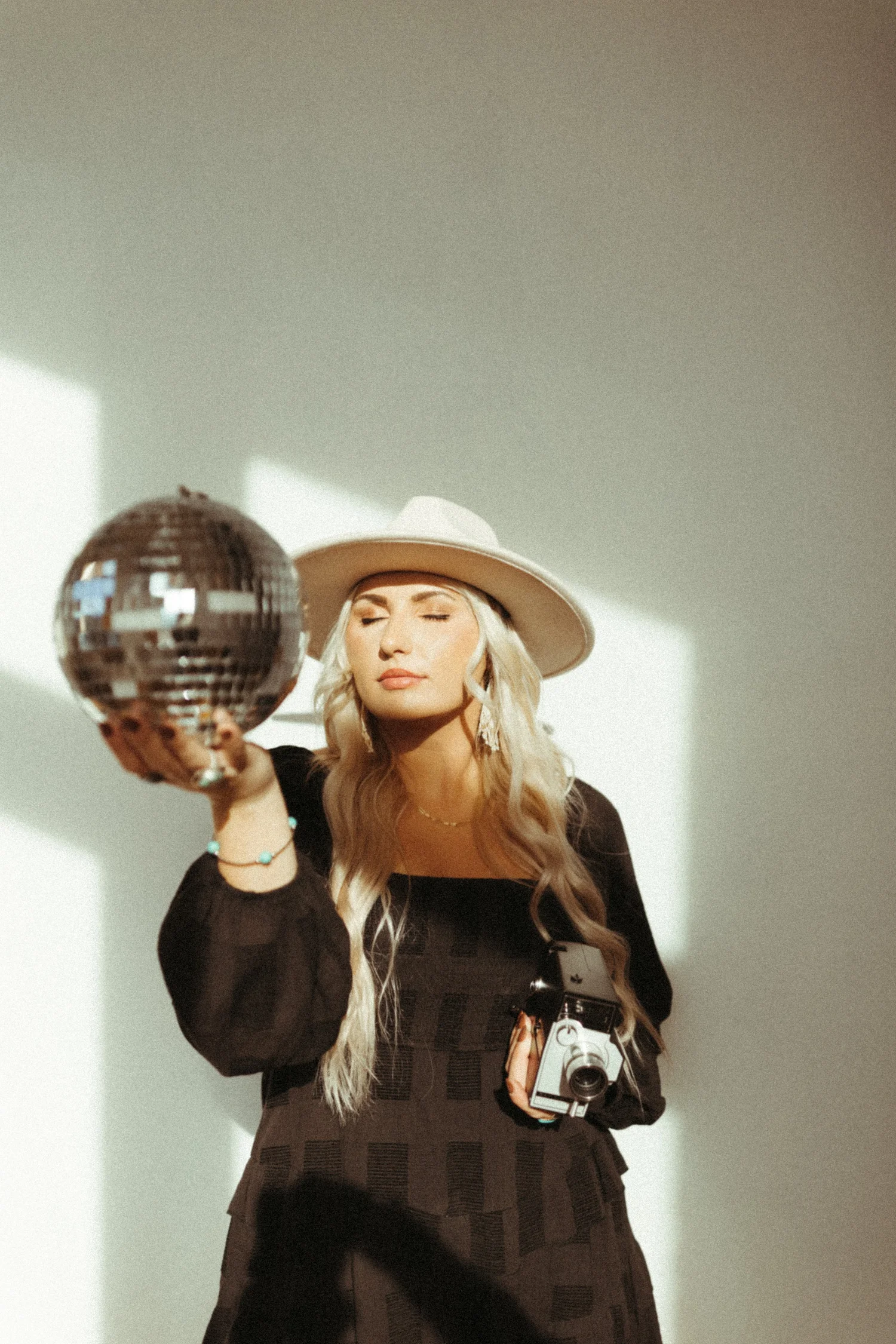 About — Sarah Rolling Photo