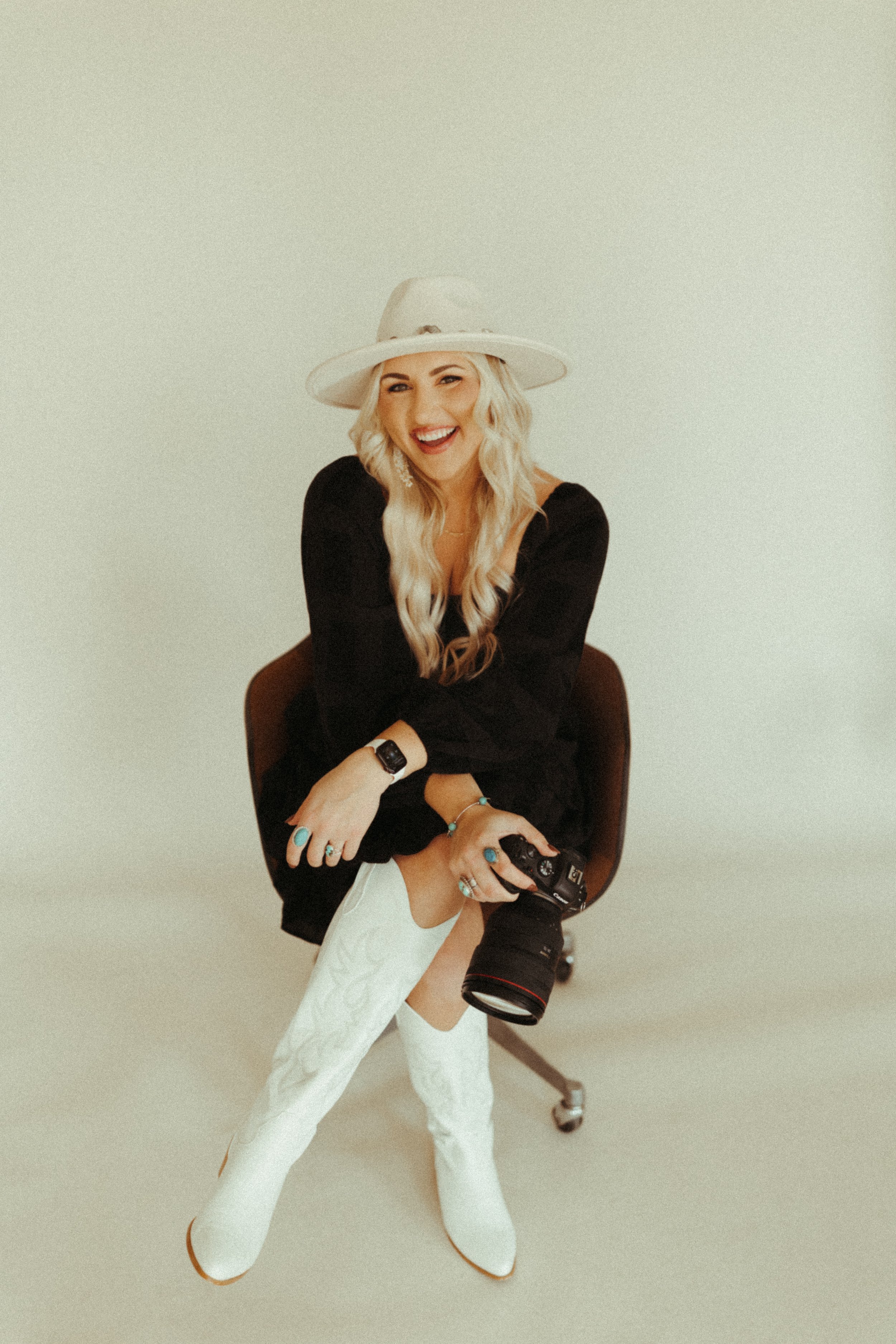 About — Sarah Rolling Photo