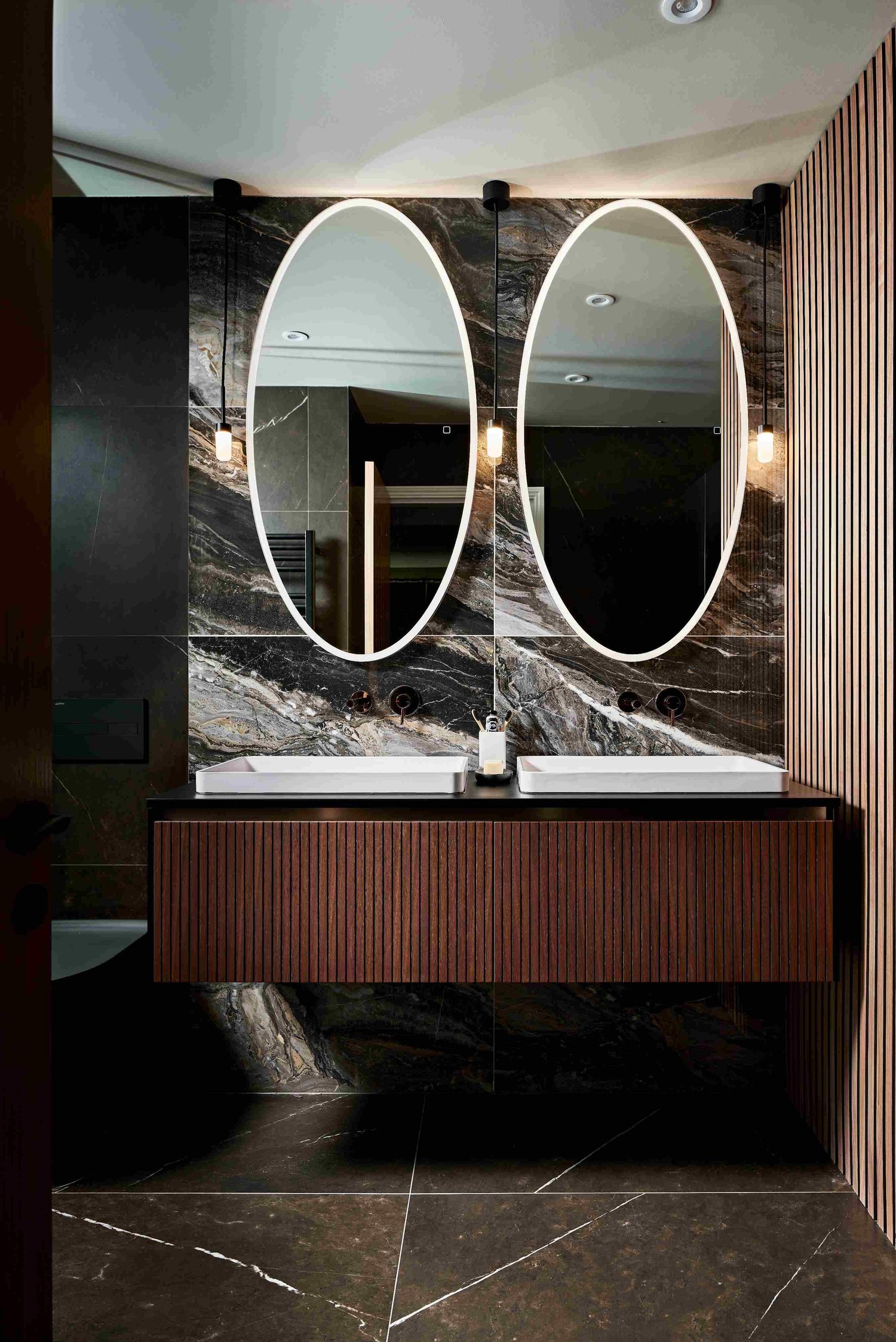 Bathroom Design: Dramatic Bathroom with Marble-Effect Tiles and Wooden ...