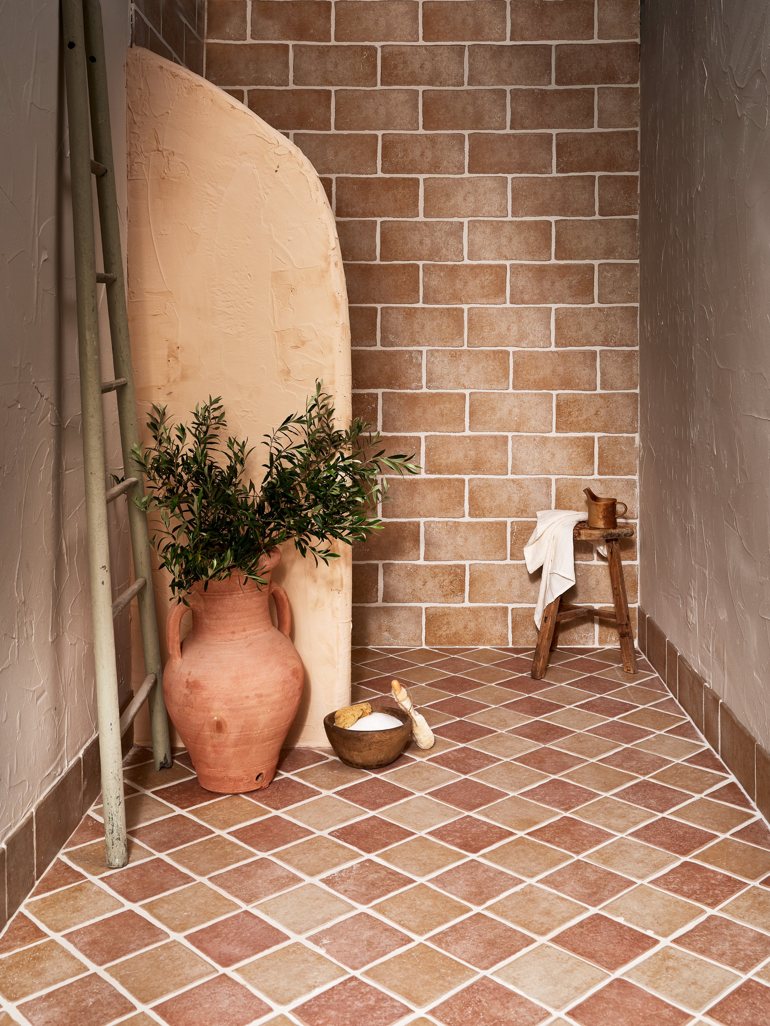 Bobbin Ceramic Bathroom Tile
