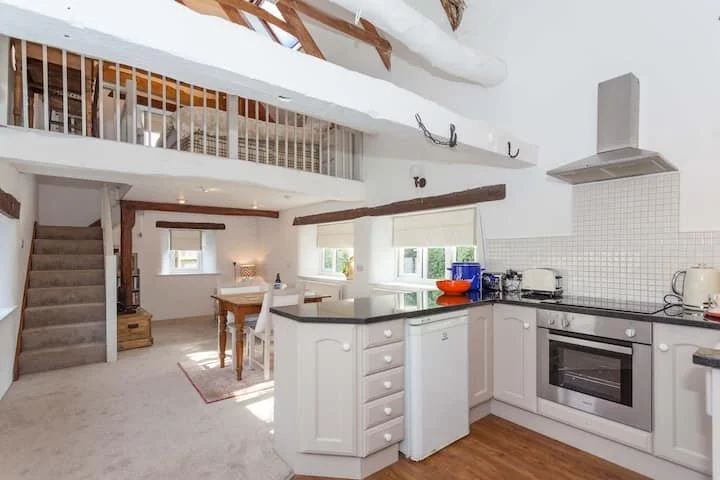 bluebell farm - holly tree barn