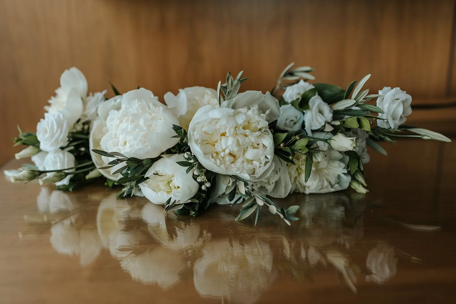 Black, White, & Greenery at The Permanent — Wednesday Wedding Co.