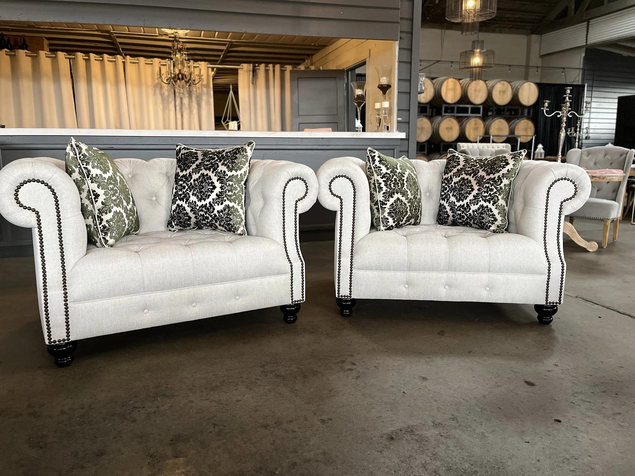 White Tufted Chair — RUSTIC CHARM