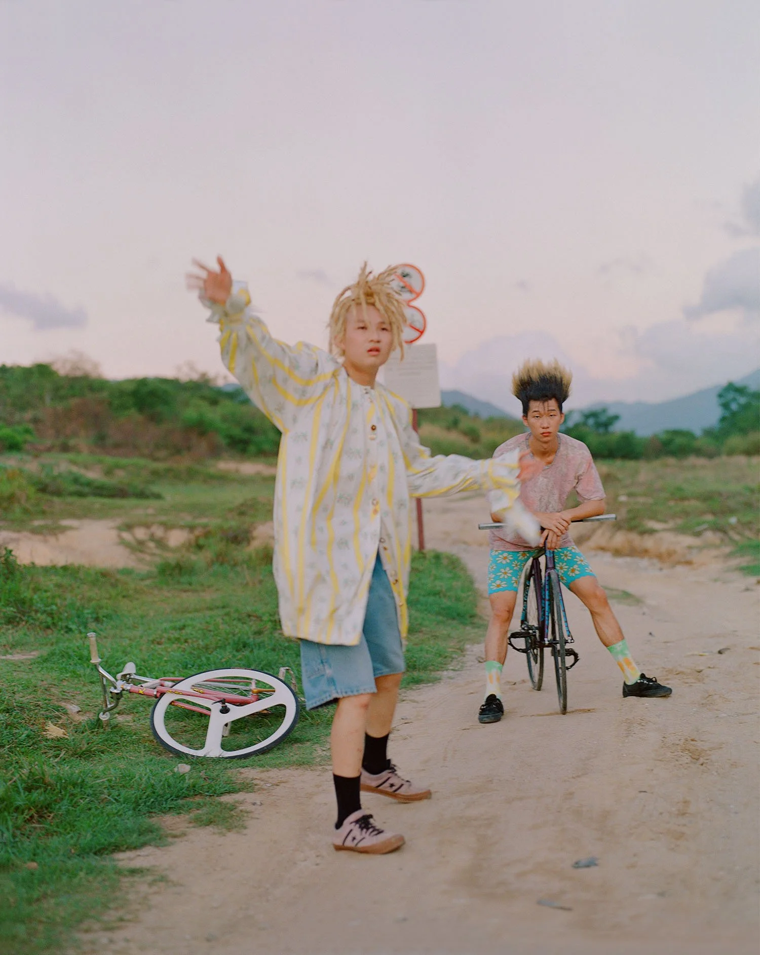 Roni Ahn - An Intrinsic Female Gaze — WÜL Magazine