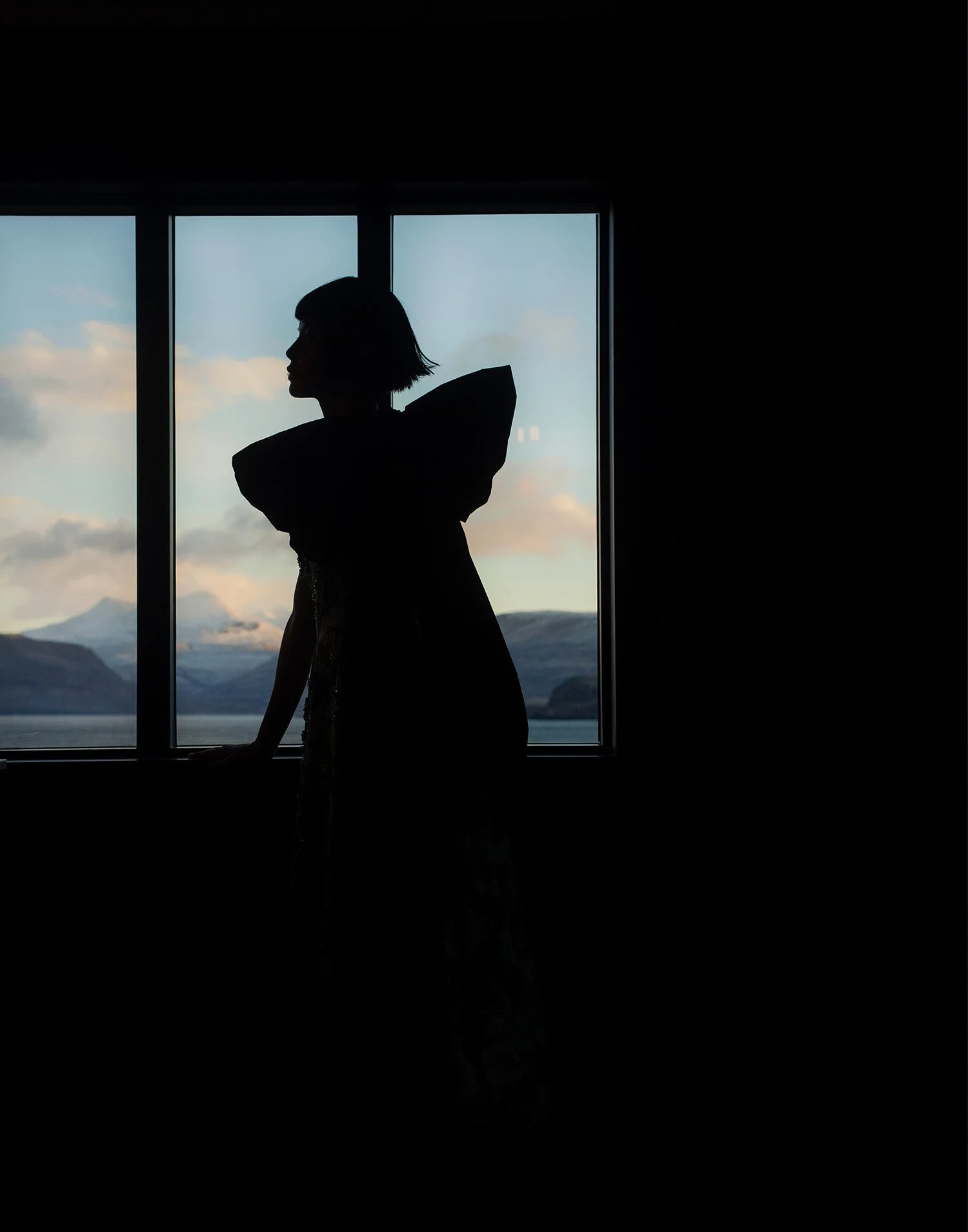 Roni Ahn - An Intrinsic Female Gaze — WÜL Magazine