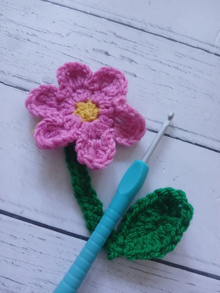 Crochet Flowers — Craft4Crafters