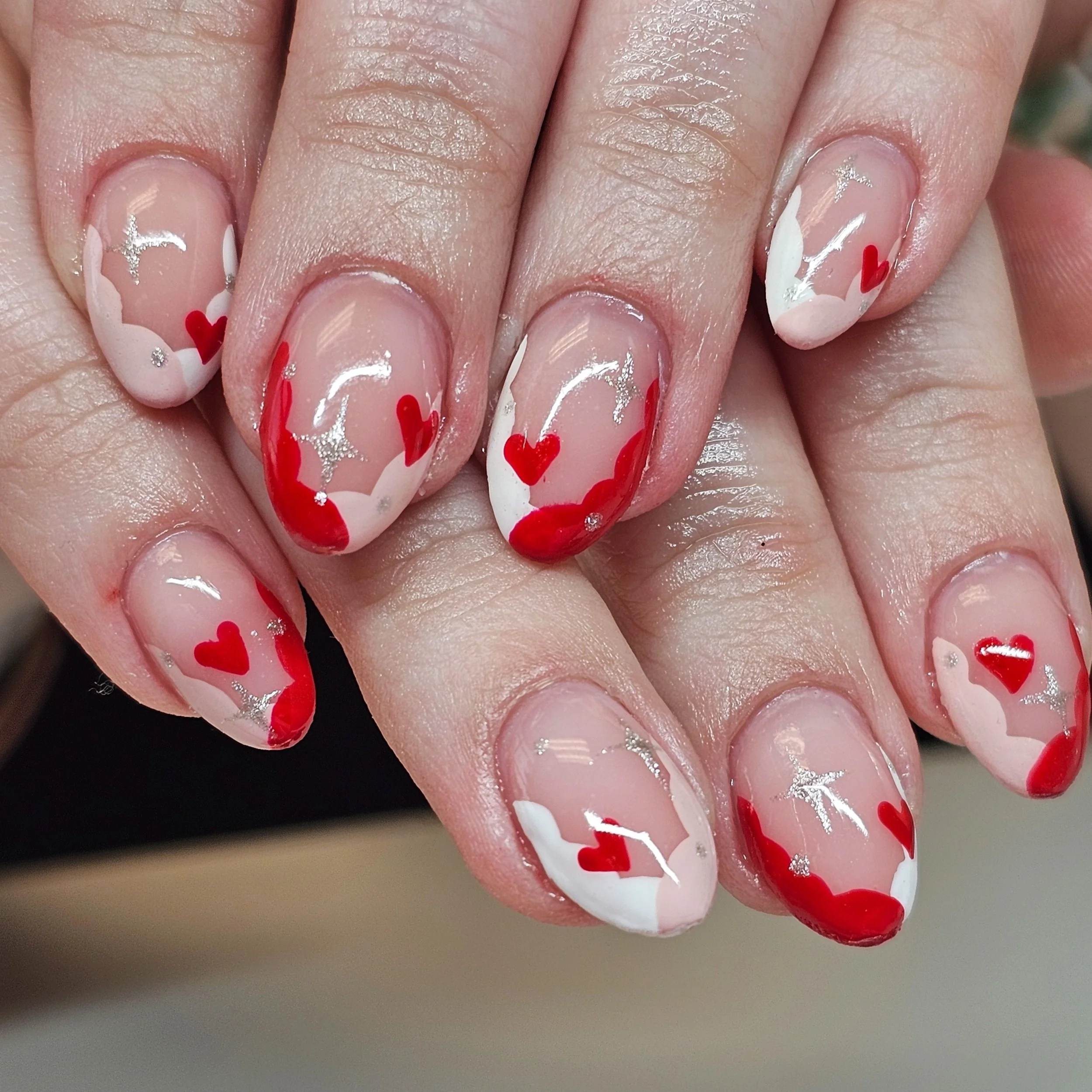 Cute, heartfilled Valentine's Day nail art — The Crow's Claw Nails