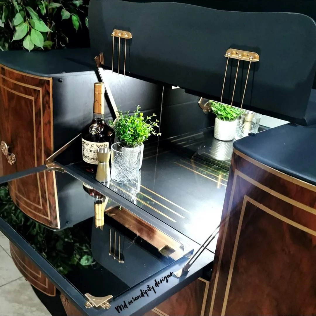 Bespoke Vintage Cocktail Cabinets, Drinks Cabinets, Bars & Bureaus.