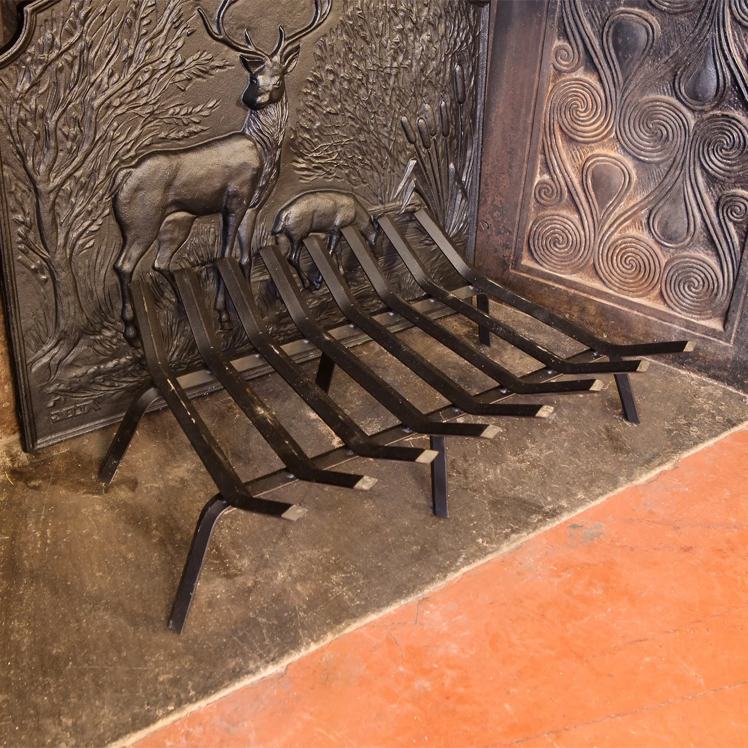 Minuteman International | Achla Designs