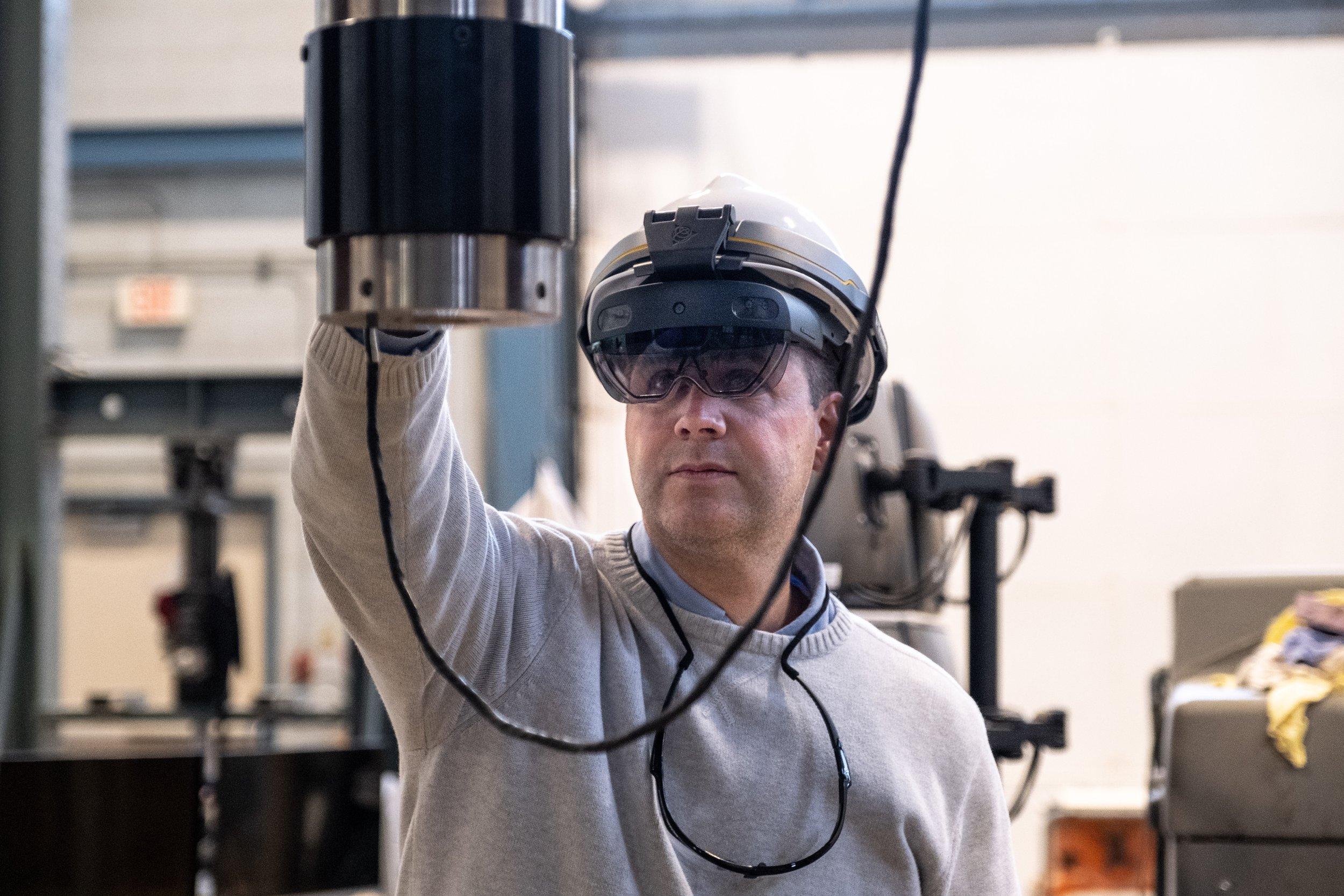 Industrial-Grade Mixed Reality - Kognitiv Spark - Performance Support ...