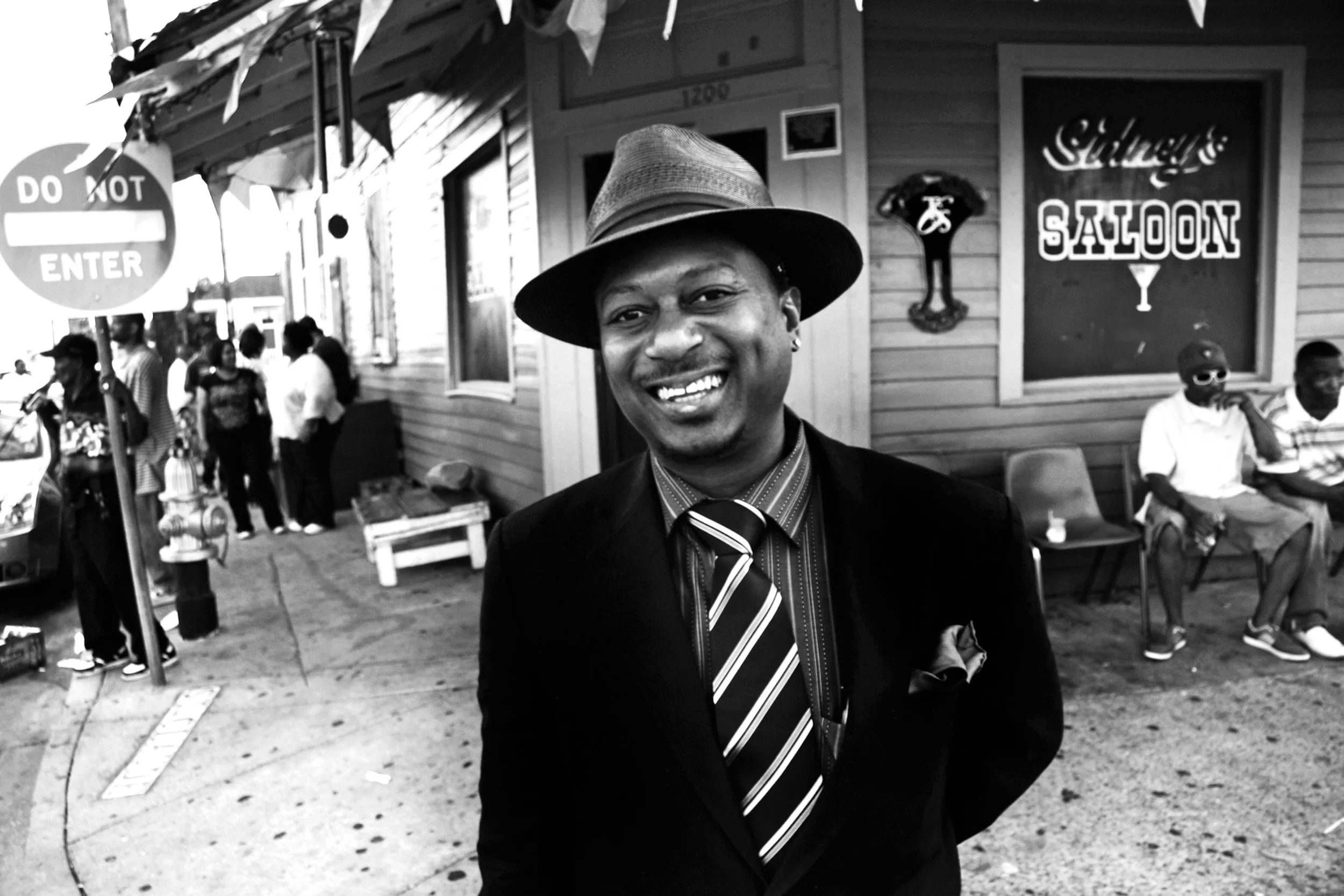 BLUE NILE LIVE MUSIC ON FRENCHMEN STREET, New Orleans. Funk, Jazz, Brass, Booze.